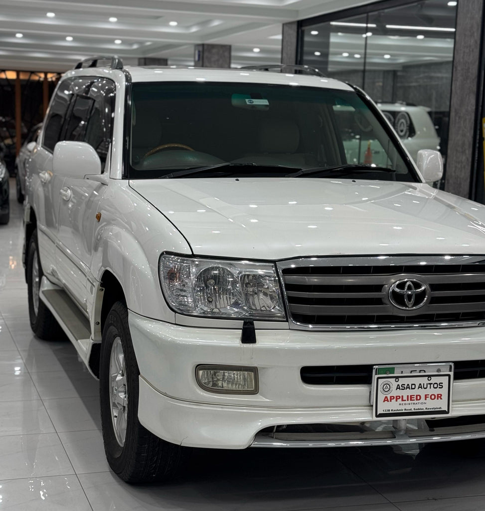 Toyota Land Cruiser (2006) VX Limited – Rugged Power Meets Refined Lux ...