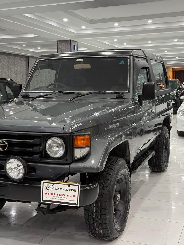 Toyota RKR - BJ76 (1988) – Asad Autos